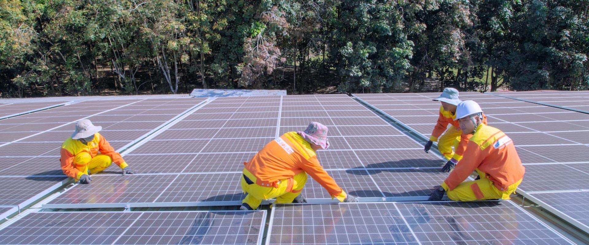 How Solar Energy Projects Can Benefit Steel Buildings In California
